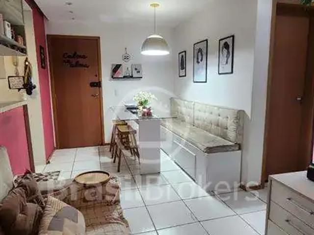 Apartamento para Venda em Rio de Janeiro/RJ Todos os Santos 2 Quartos