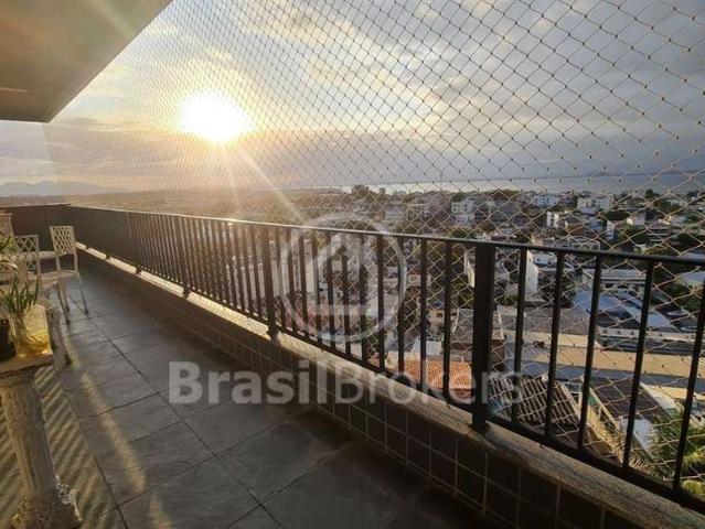 Apartamento para Venda em Rio de Janeiro/RJ Tauá 3 Quartos