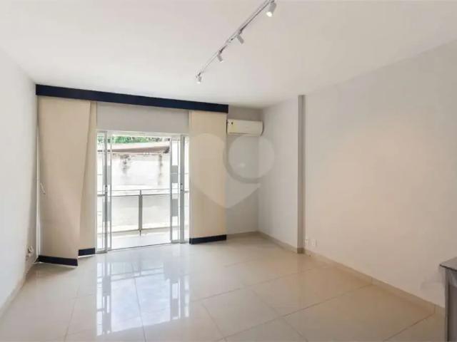 Apartamento para Venda em Rio de Janeiro/RJ Tijuca 2 Quartos