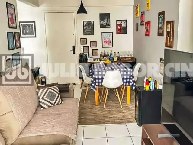 Apartamento para Venda em Rio de Janeiro/RJ Tijuca 2 Quartos