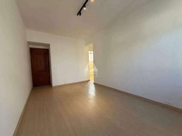Apartamento para Venda em Rio de Janeiro/RJ Tijuca 2 Quartos