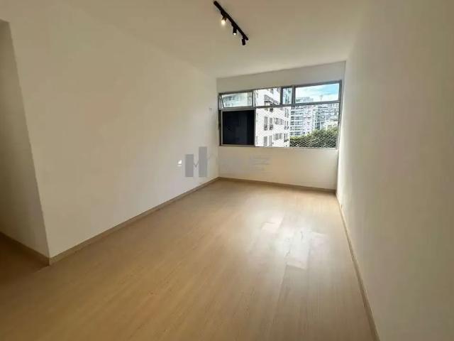 Apartamento para Venda em Rio de Janeiro/RJ Tijuca 2 Quartos