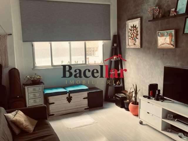 Apartamento para Venda em Rio de Janeiro/RJ Tijuca 2 Quartos