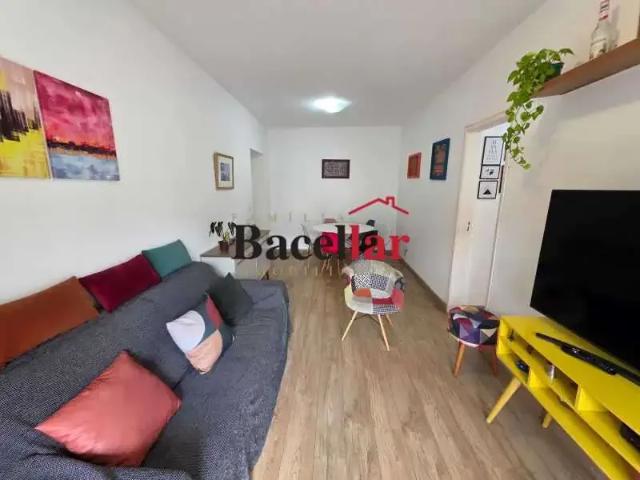 Apartamento para Venda em Rio de Janeiro/RJ Tijuca 2 Quartos
