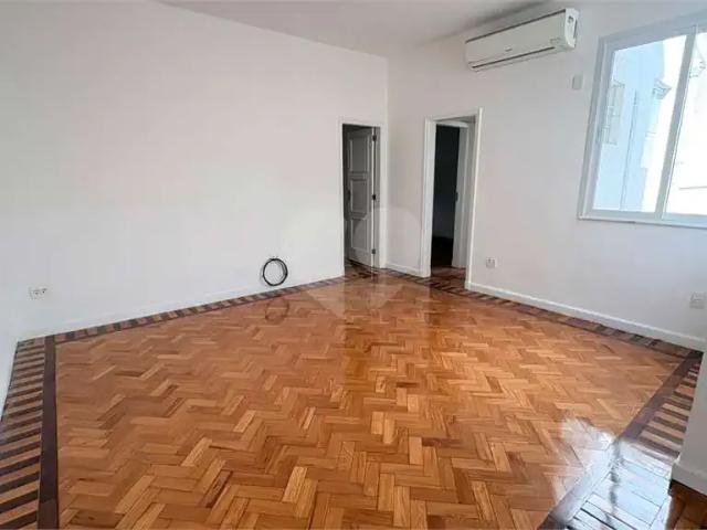Apartamento para Venda em Rio de Janeiro/RJ Tijuca 2 Quartos