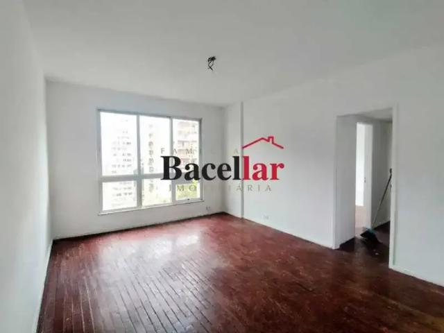 Apartamento para Venda em Rio de Janeiro/RJ Tijuca 2 Quartos