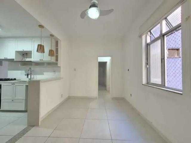 Apartamento para Venda em Rio de Janeiro/RJ Tijuca 2 Quartos