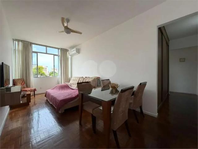 Apartamento para Venda em Rio de Janeiro/RJ Tijuca 2 Quartos