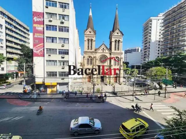 Apartamento para Venda em Rio de Janeiro/RJ Tijuca 3 Quartos