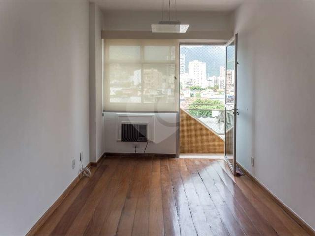 Apartamento para Venda em Rio de Janeiro/RJ Tijuca 3 Quartos