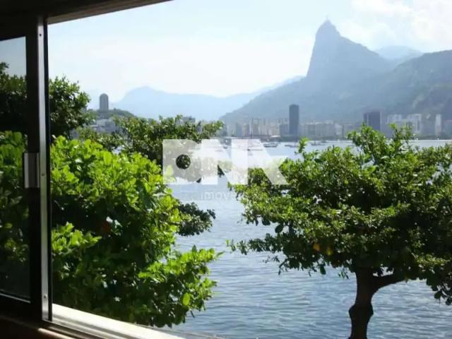 Apartamento para Venda em Rio de Janeiro/RJ Urca 4 Quartos