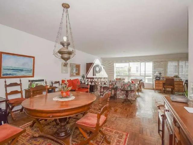Apartamento para Venda em Rio de Janeiro/RJ Urca 4 Quartos