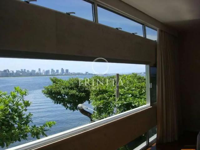 Apartamento para Venda em Rio de Janeiro/RJ Urca 4 Quartos