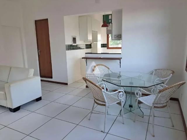 Apartamento para Venda em Rio de Janeiro/RJ Urca 2 Quartos