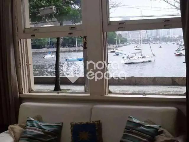 Apartamento para Venda em Rio de Janeiro/RJ Urca 2 Quartos