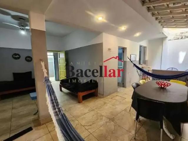 Apartamento para Venda em Rio de Janeiro/RJ Urca 2 Quartos