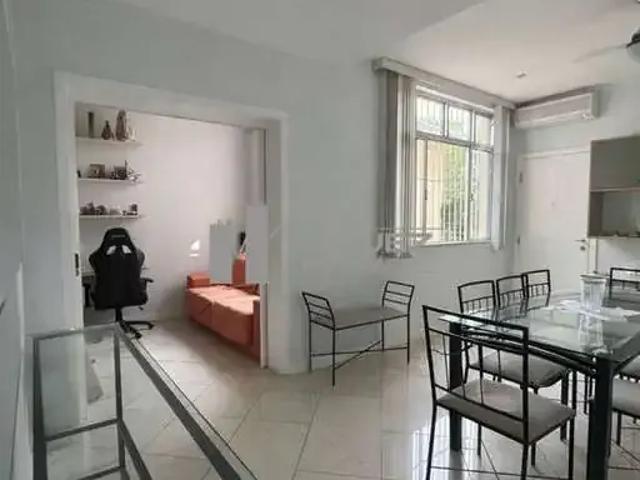 Apartamento para Venda em Rio de Janeiro/RJ Urca 2 Quartos