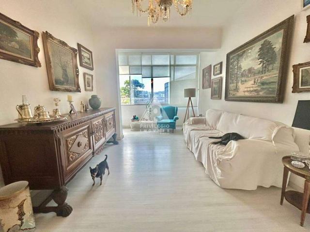 Apartamento para Venda em Rio de Janeiro/RJ Urca 3 Quartos