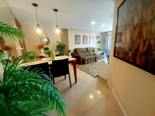 Apartamento para Venda em Rio de Janeiro/RJ Vila Valqueire 3 Quartos