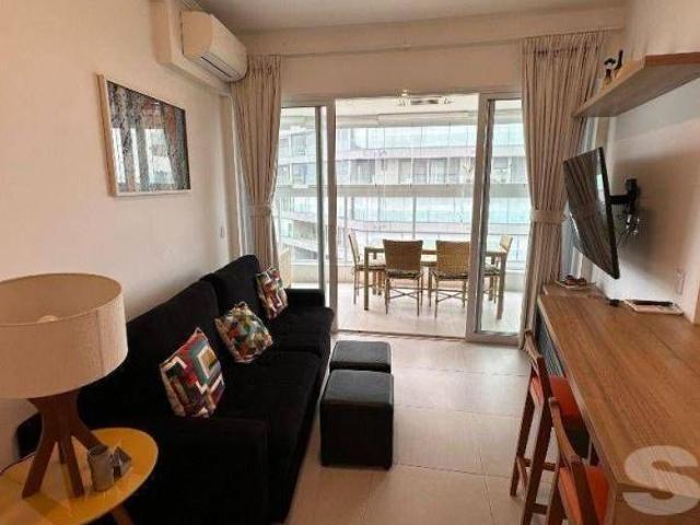 Apartamento para venda em Riviera de 77.00m² com 1 Quarto e 1 Garagem