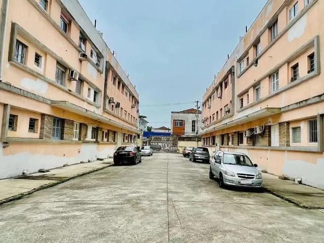 Apartamento para Venda em São Vicente/SP Centro 1 Quartos