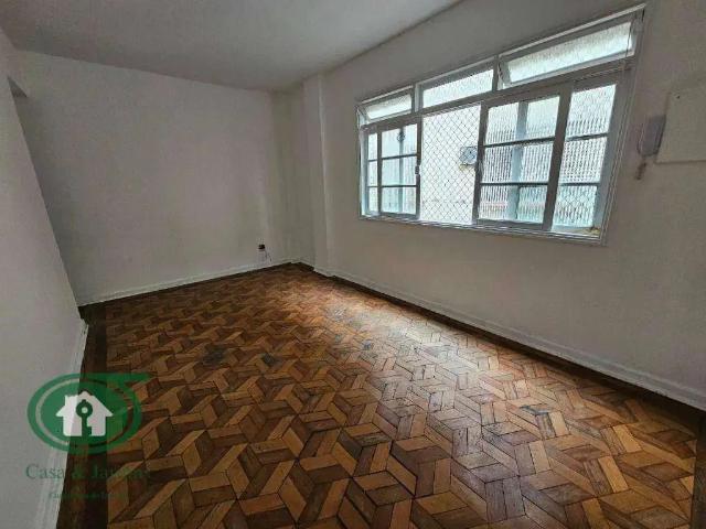 Apartamento para Venda em São Vicente/SP Centro 2 Quartos