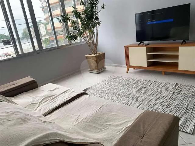 Apartamento para Venda em São Vicente/SP Centro 2 Quartos