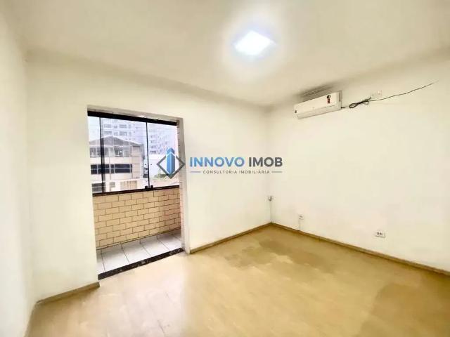 Apartamento para Venda em São Vicente/SP Centro 2 Quartos