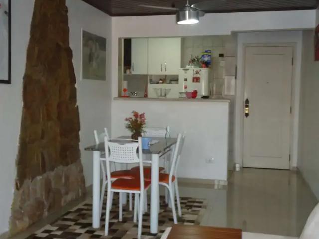 Apartamento para Venda em São Vicente/SP Gonzaguinha 2 Quartos