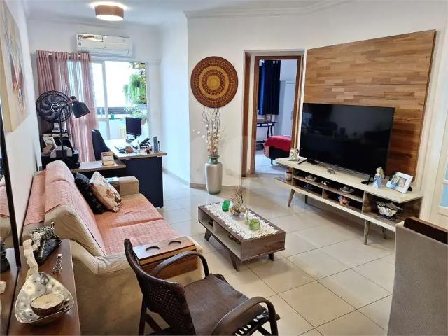 Apartamento para Venda em São Vicente/SP Itararé 2 Quartos