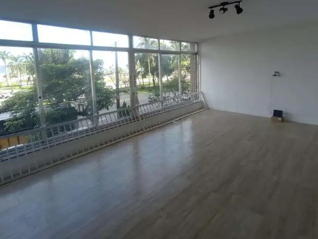 Apartamento para Venda em São Vicente/SP Itararé 3 Quartos