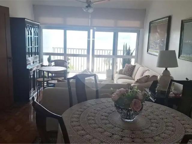 Apartamento para Venda em São Vicente/SP Itararé 3 Quartos
