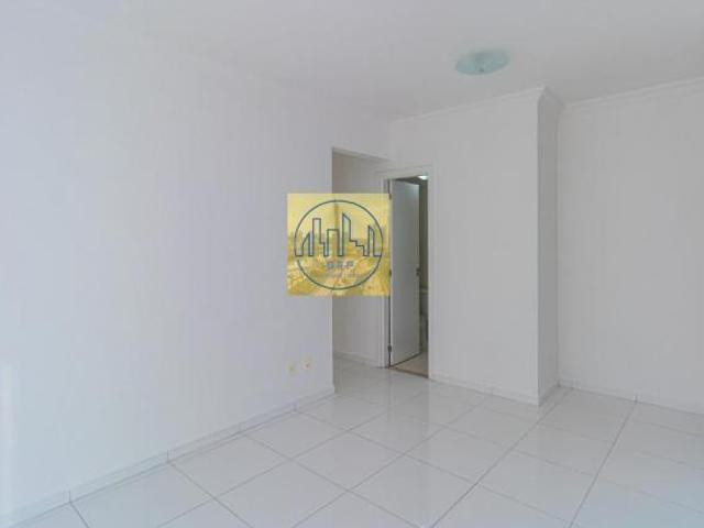 Apartamento para Venda em São Caetano do Sul, Fundação, 2 dormitórios, 1 suíte, 2 banheiros, 1 vaga