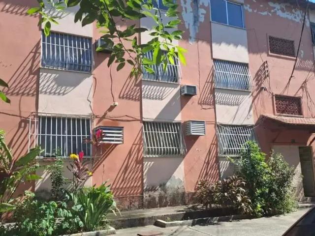 Apartamento para Venda em São Gonçalo/RJ Colubande 2 Quartos