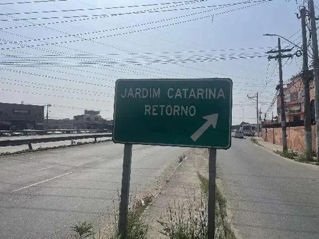 Apartamento para Venda em São Gonçalo/RJ Jardim Catarina 2 Quartos