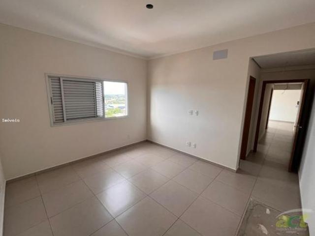 Apartamento para venda em São João de 87.00m² com 2 Quartos, 1 Suite e 2 Garagens