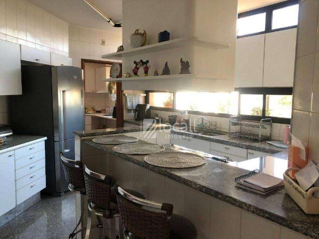 Apartamento para Venda em São José do Rio Preto/SP Centro 4 Quartos