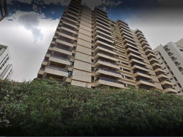 Apartamento para Venda em São José do Rio Preto/SP Centro 4 Quartos