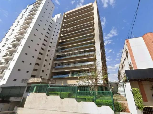 Apartamento para Venda em São José do Rio Preto/SP Centro 4 Quartos