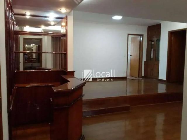 Apartamento para Venda em São José do Rio Preto/SP Centro 4 Quartos