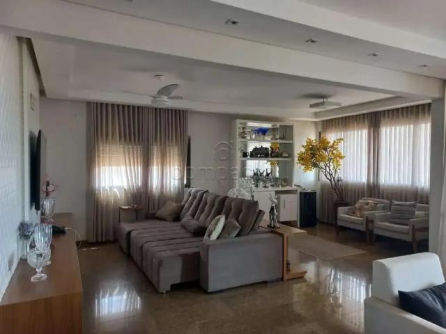 Apartamento para Venda em São José do Rio Preto/SP Centro 3 Quartos