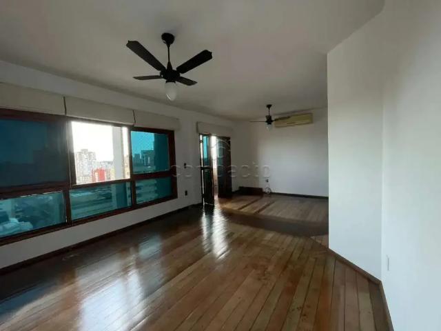 Apartamento para Venda em São José do Rio Preto/SP Centro 3 Quartos