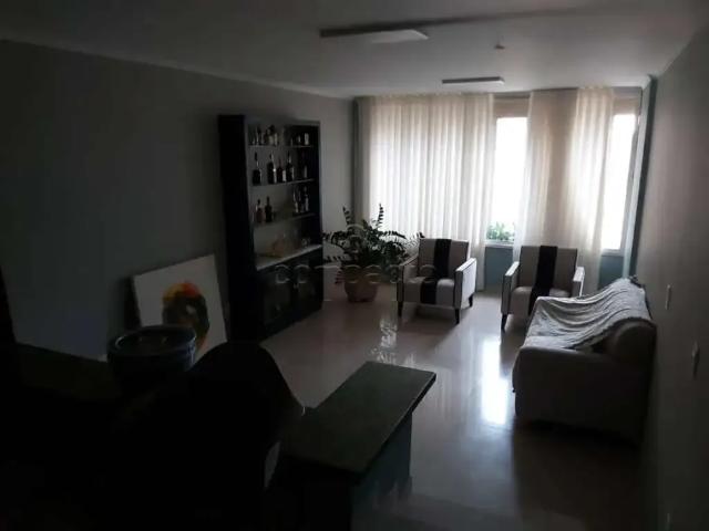 Apartamento para Venda em São José do Rio Preto/SP Centro 3 Quartos