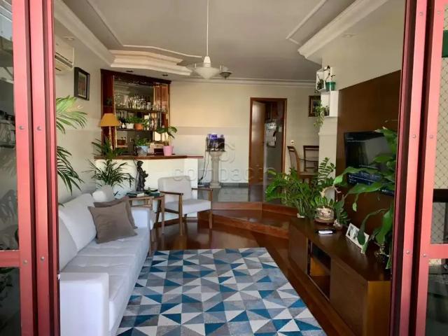 Apartamento para Venda em São José do Rio Preto/SP Centro 3 Quartos