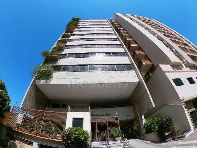 Apartamento para Venda em São José do Rio Preto/SP Centro 3 Quartos
