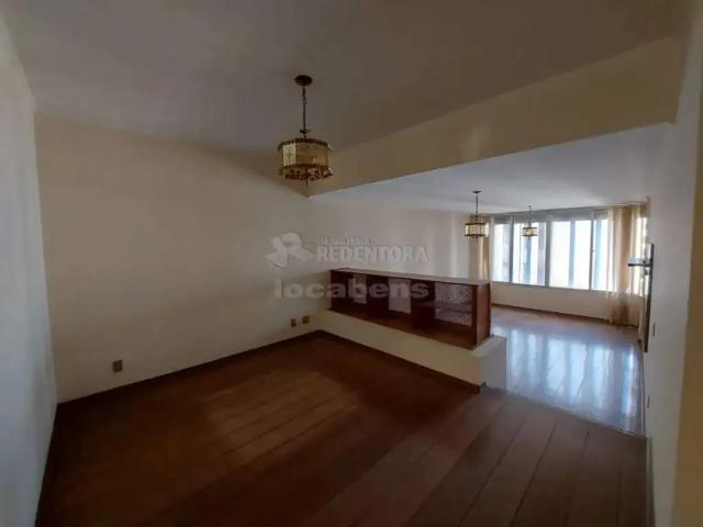 Apartamento para Venda em São José do Rio Preto/SP Centro 3 Quartos