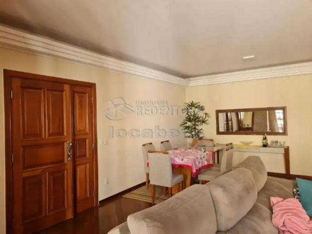 Apartamento para Venda em São José do Rio Preto/SP Centro 3 Quartos