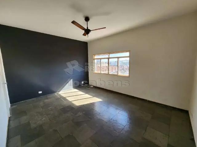 Apartamento para Venda em São José do Rio Preto/SP Centro 3 Quartos
