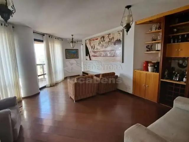 Apartamento para Venda em São José do Rio Preto/SP Centro 3 Quartos