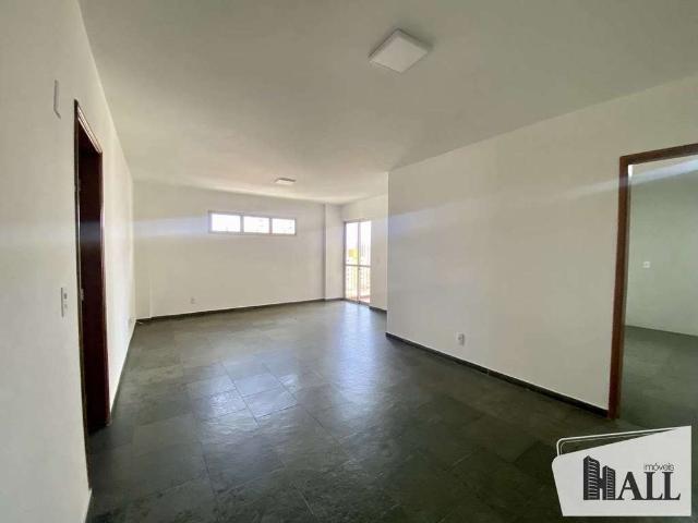 Apartamento para Venda em São José do Rio Preto/SP Centro 3 Quartos